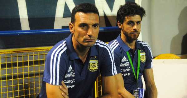 Scaloni quiere que Aimar se reintegre al cuerpo técnico de Argentina ...