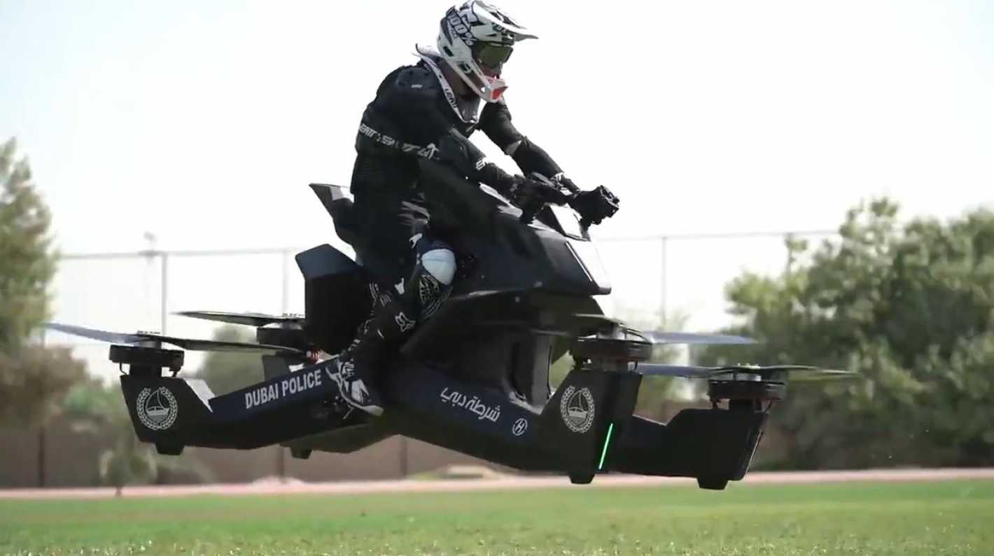 Video: la policía de Dubai ya entrena con motos voladoras - Mendoza Post