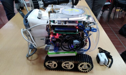 Así trabajan en la escuela mendocina que hizo un robot explorador ...