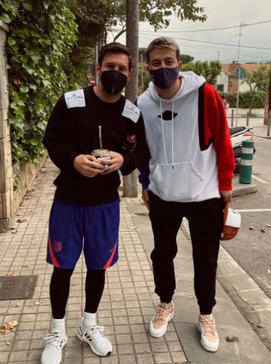 ¿Qué harías?: cambia una gorra firmada por Messi por una entrada vs ...