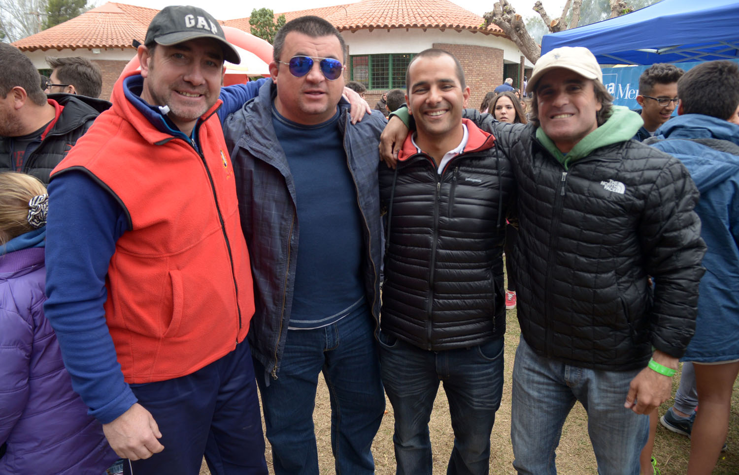 Lo mejor que el Post captó en las tribunas de Marista vs Mendoza ...