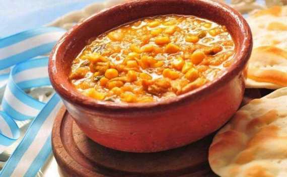 Cinco COMIDAS TÍPICAS infaltables para este 25 DE MAYO - Mendoza Post