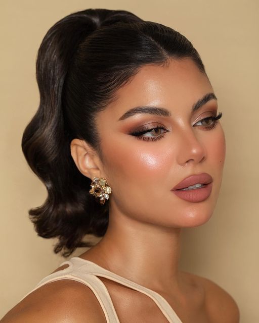 Las 5 mejores ideas de peinados para cenas de egresados - Mendoza Post