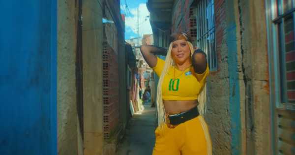 Wanda Nara lanzó su nuevo video musical en el que habla y baila ...