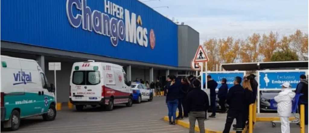 Lo despidieron de CHANGO MÁS y MURIÓ de un infarto dentro del local ...
