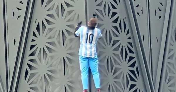 ¡Increíble! Un polaco trepó 20 pisos en Puerto Madero para subirlo a ...