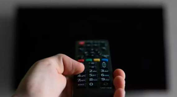 El ERROR que puede costarte caro al APAGAR el TELEVISOR - Mendoza Post
