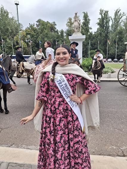 Flor de la tradición: un festival histórico que resalta las costumbres ...