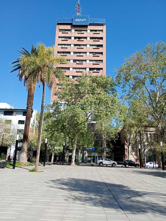 Plaza San Martín: núcleo arquitectónico y museo a cielo abierto de la Ciudad - Mendoza Post